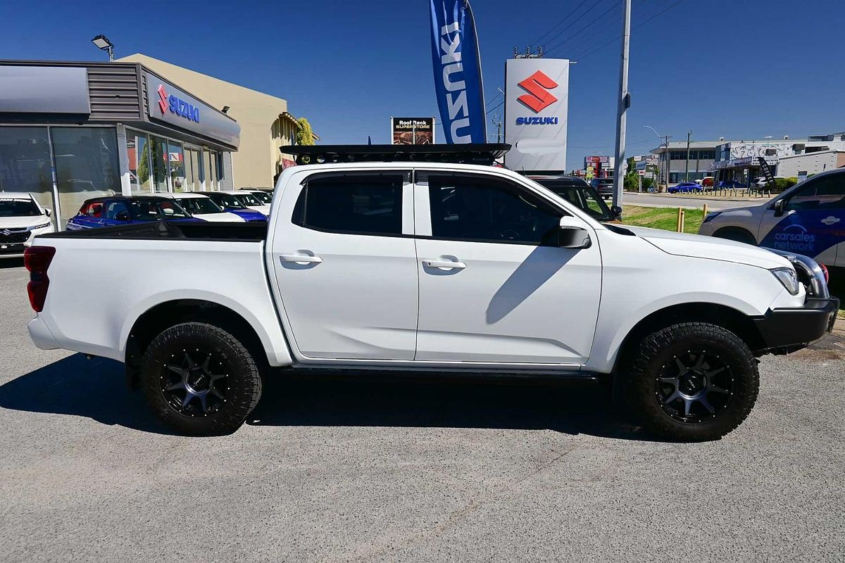 SOLD 2022 Isuzu D-MAX LS-M in WHITE | Used Ute | Stock #B5321 | Osborne ...