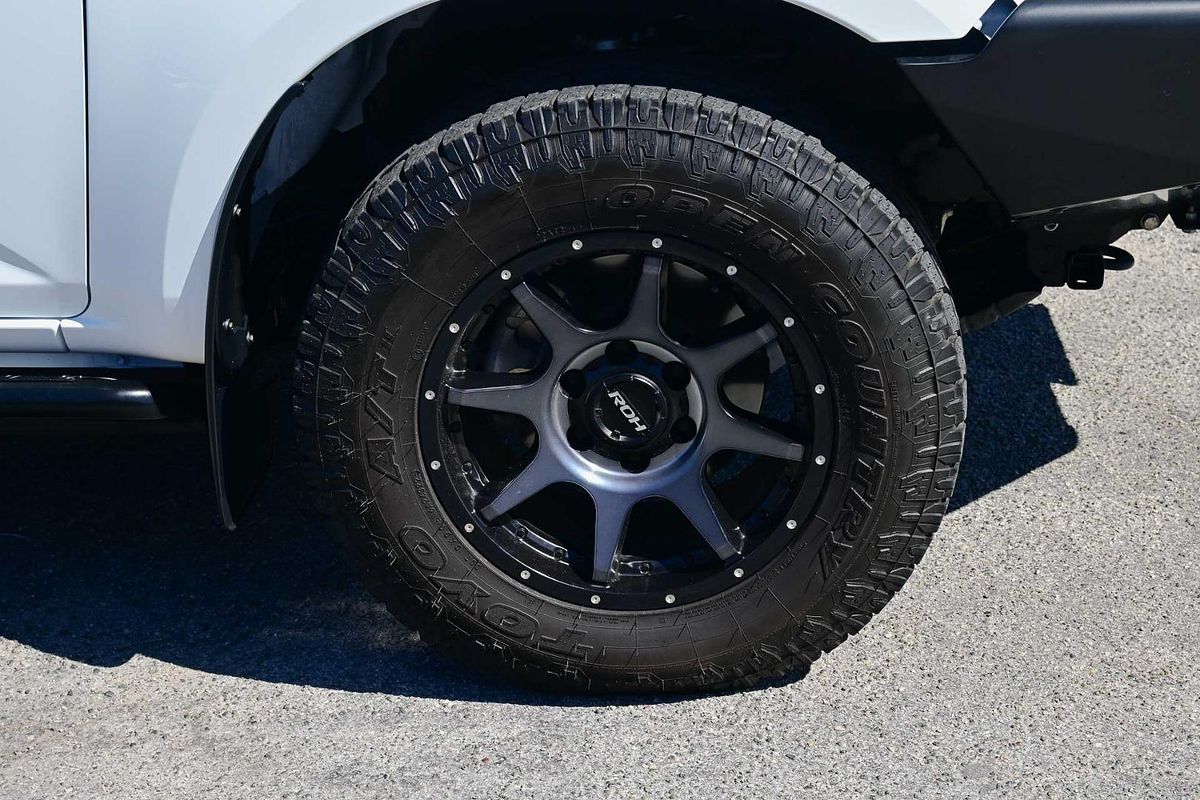 SOLD 2022 Isuzu D-MAX LS-M in WHITE | Used Ute | Stock #B5321 | Osborne ...