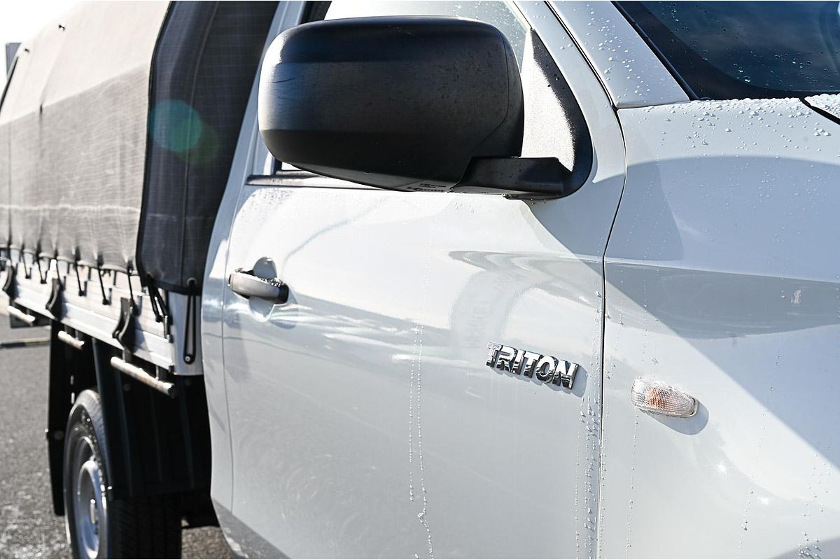 SOLD 2018 Mitsubishi Triton GLX in White | Used Ute | Stock #C19420 ...