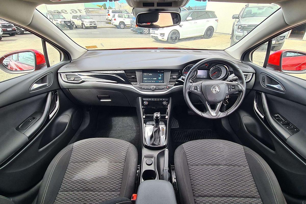 2017 Holden Astra R in RED | Used Hatch | Stock #39016 | Moonah TAS ...