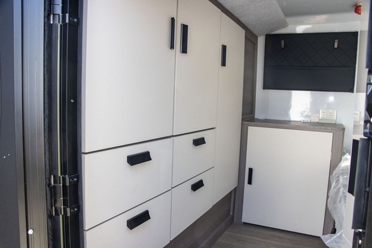 2025 Jayco J-Pod CAMPER in GREEN | New Caravan | Stock #23981 ...