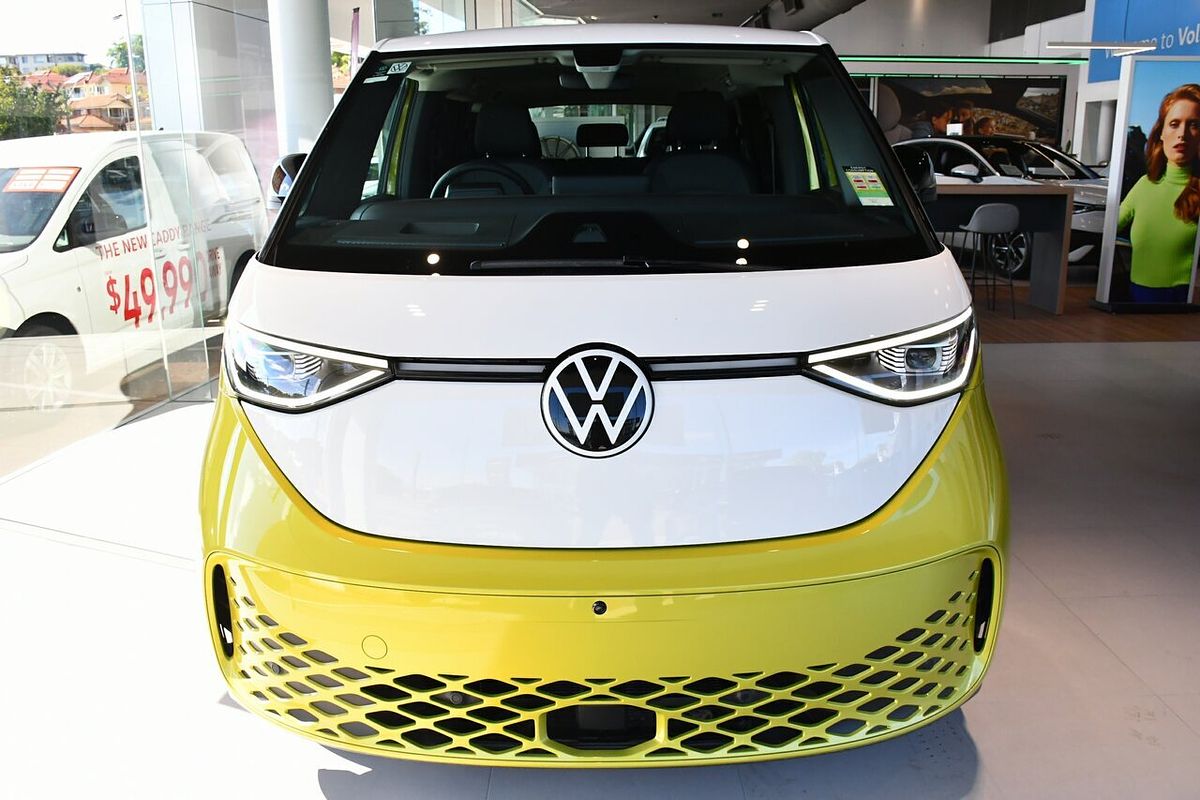 SOLD 2025 Volkswagen ID. Buzz PRO in Candy White/Pomelo Yellow | Demo ...