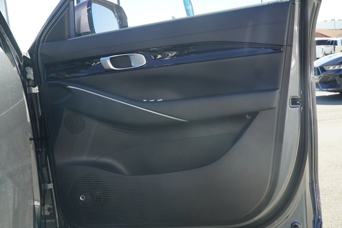 2025 Geely Starray EM-i Complete in Volcanic Grey | Used SUV | Stock # ...