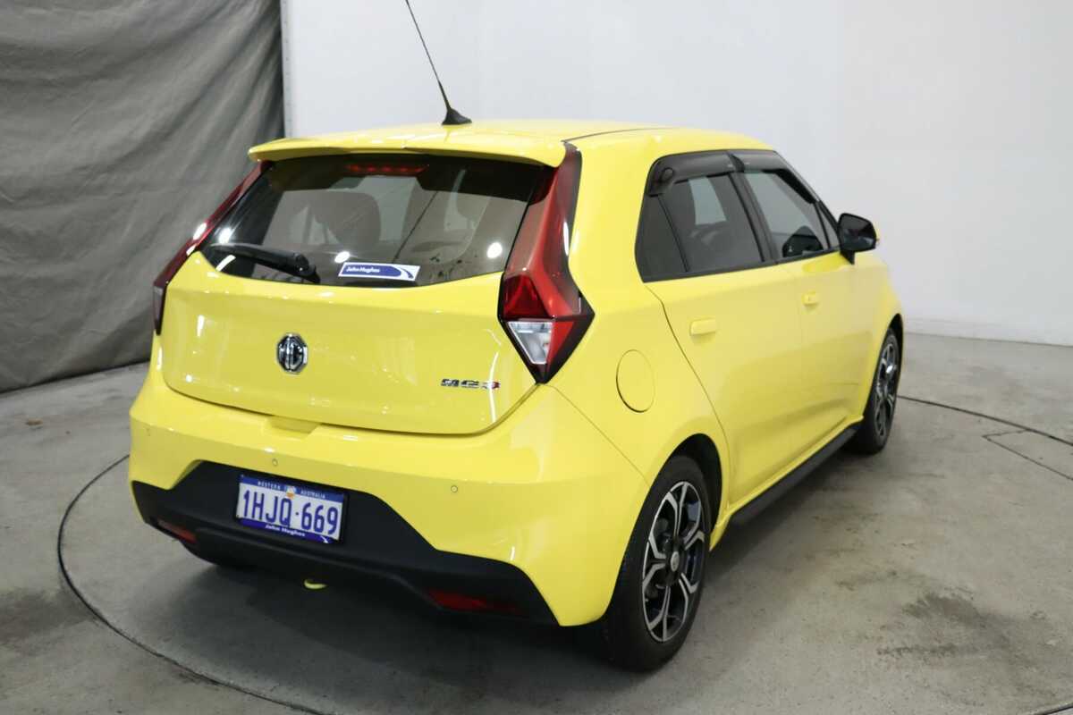 SOLD 2020 MG MG3 Excite in Tudor Yellow | Used Hatch | Victoria Park WA